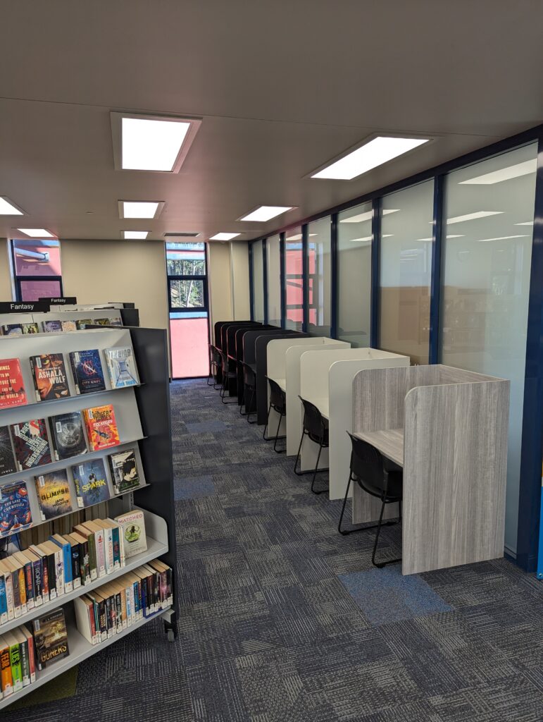 Study Carrel – Fry Library & School Supplies