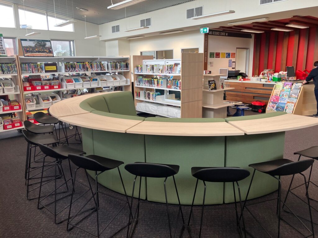 Dulili – Fry Library & School Supplies