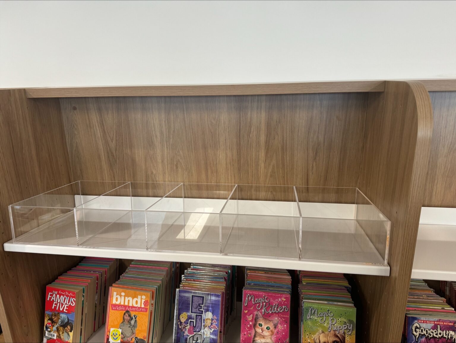 5 Section Series Holder Acrylic Front Conversion Box 898mmL – Fry ...